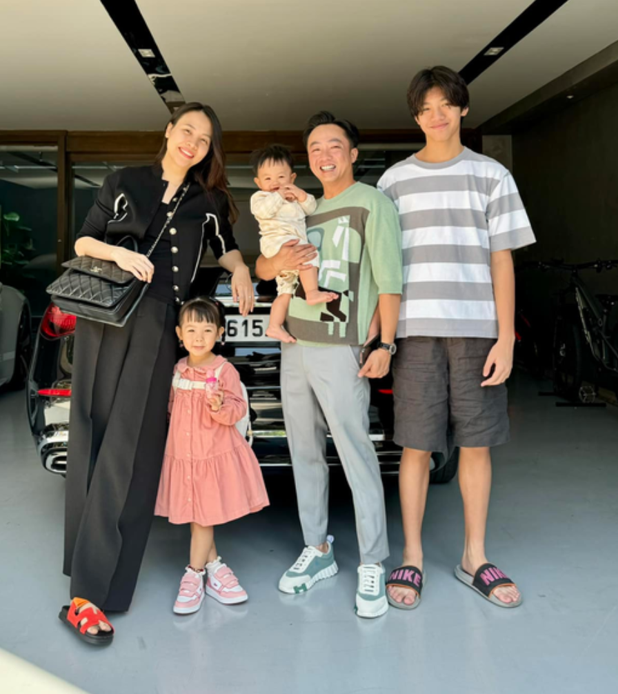 Subeo lộ diện với chiều cao khủng, được bố nhắn nhủ tình cảm trong ngày ...